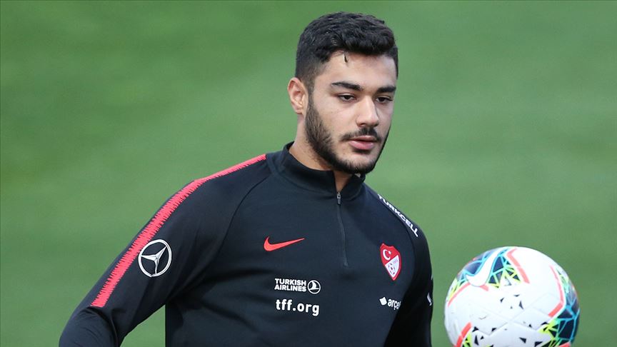 Ozan Kabak Galatasaray ile Liverpool'u ayıramadı! - Galatasaray Haberleri
